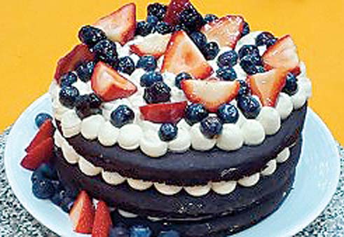 UH-MC culinary students create prize-winning cakes | News, Sports, Jobs ...